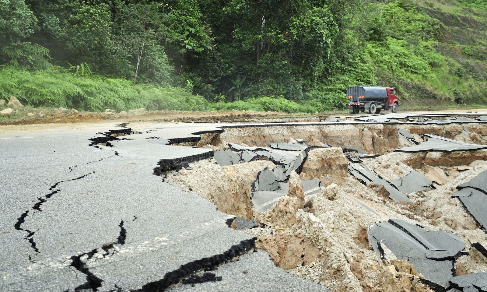 Building resilience to disasters and conflicts | Africa | UNEP - UN ...